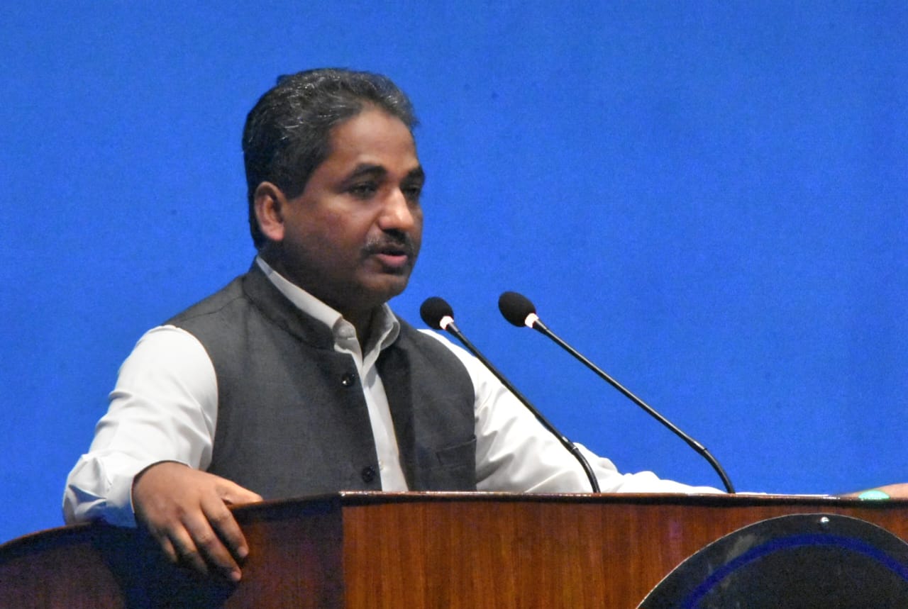 सरकारले सुशासनको कुरा गर्न सुहाउँदैन, ८ महिनासम्म मन्त्रीहरुले सम्पत्ति ...